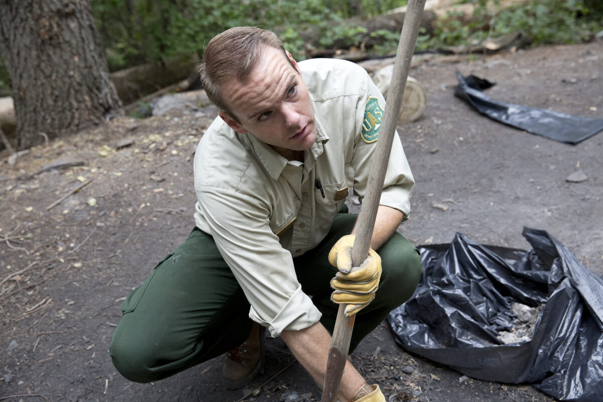 Everyday Hero: Forest Service employee works to keep forest clean ...